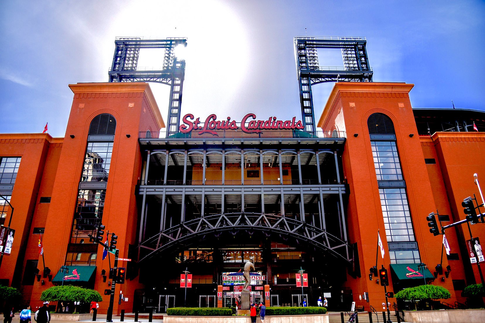 Fan Central - St. Louis Sports Commission